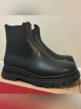 Zara | Shoes | Zara Chunky Sole Black Leather Combat Style Chelsea ...